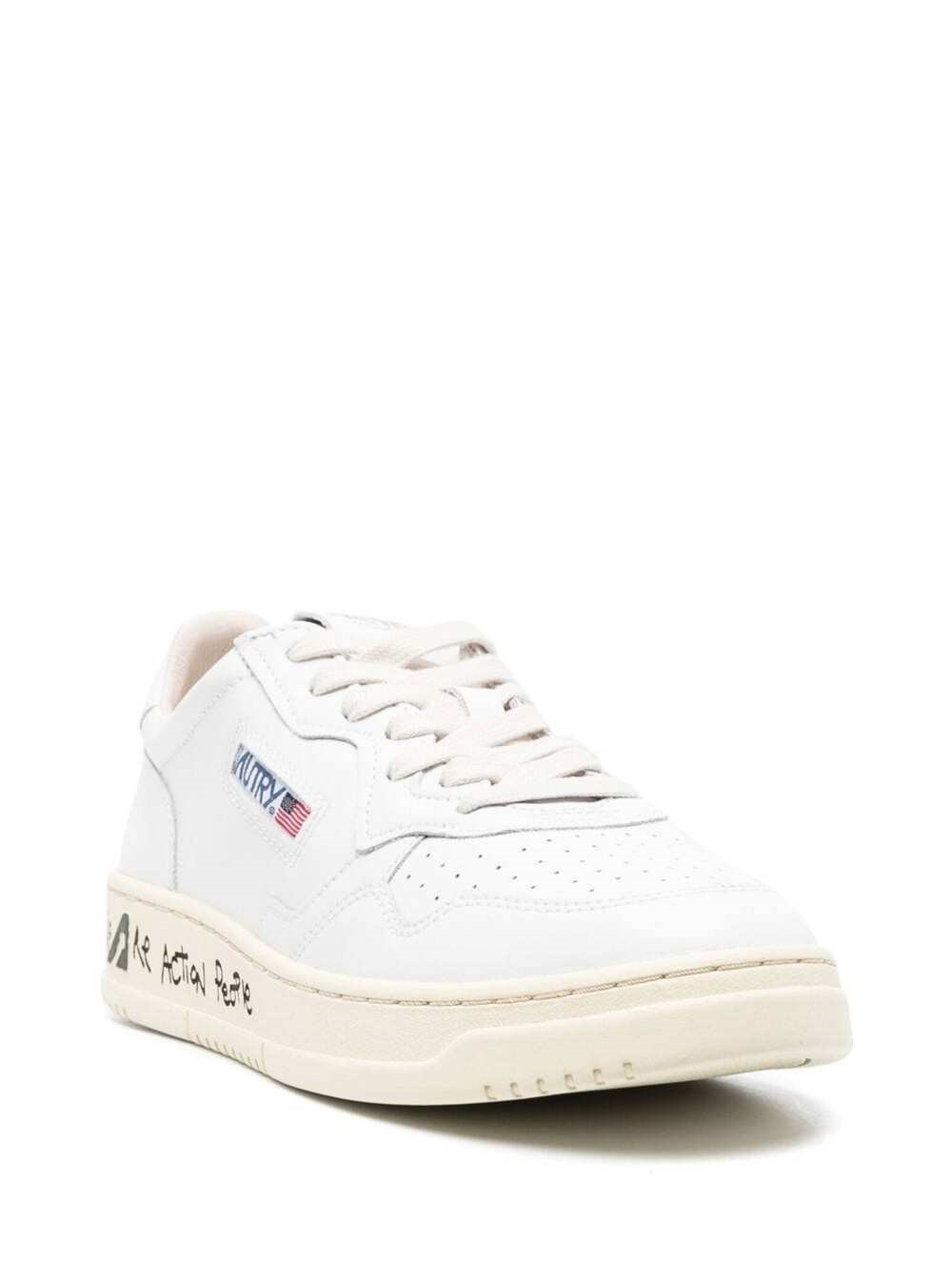 AUTRY Sneaker 'Medalist Low' con Talloncino Tono su Tono e Scritta su ...